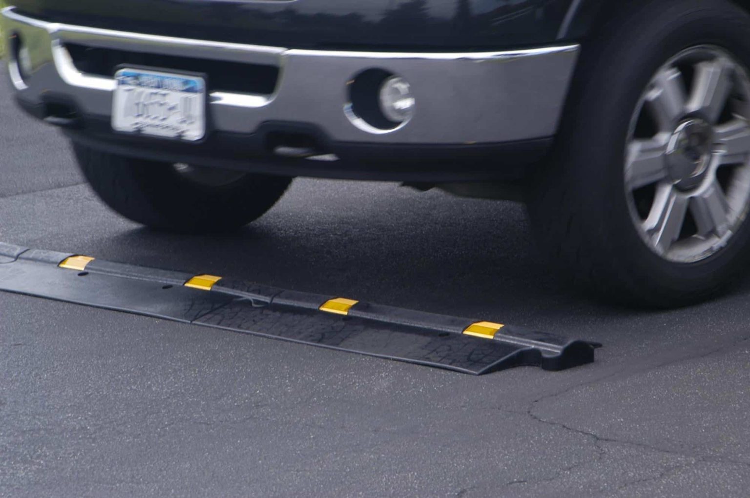 Speed Bumps vs. Speed Humps: The Comprehensive Guide to Choosing the ...